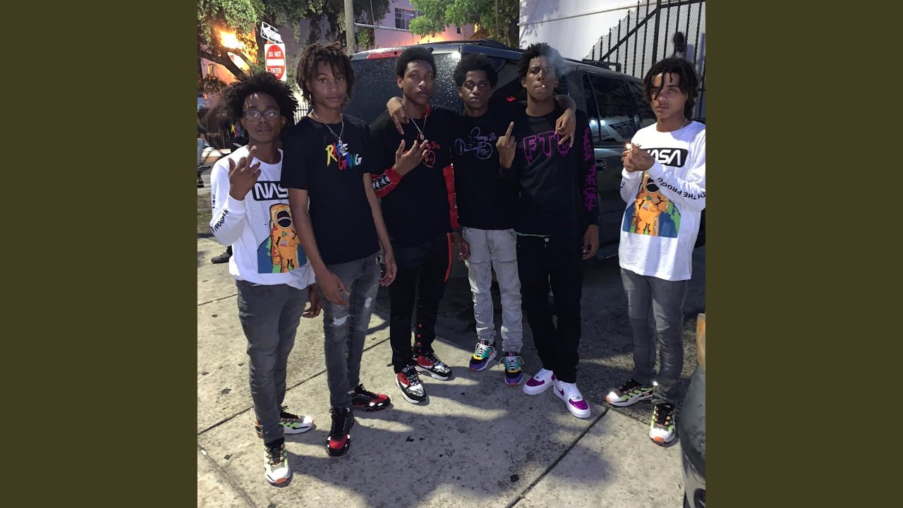 Steppin & Flexinn - YouTube