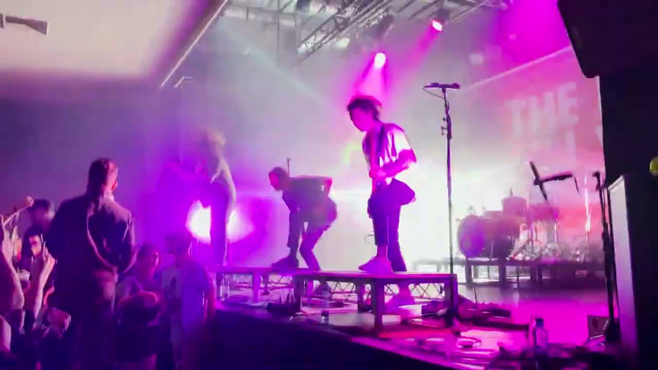 the-plot-in-you-feel-nothing-live-at-the-factory-sydney-25-09-22