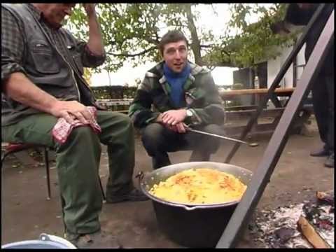 Preparing slambuc in Hortobagy, Hungary - YouTube