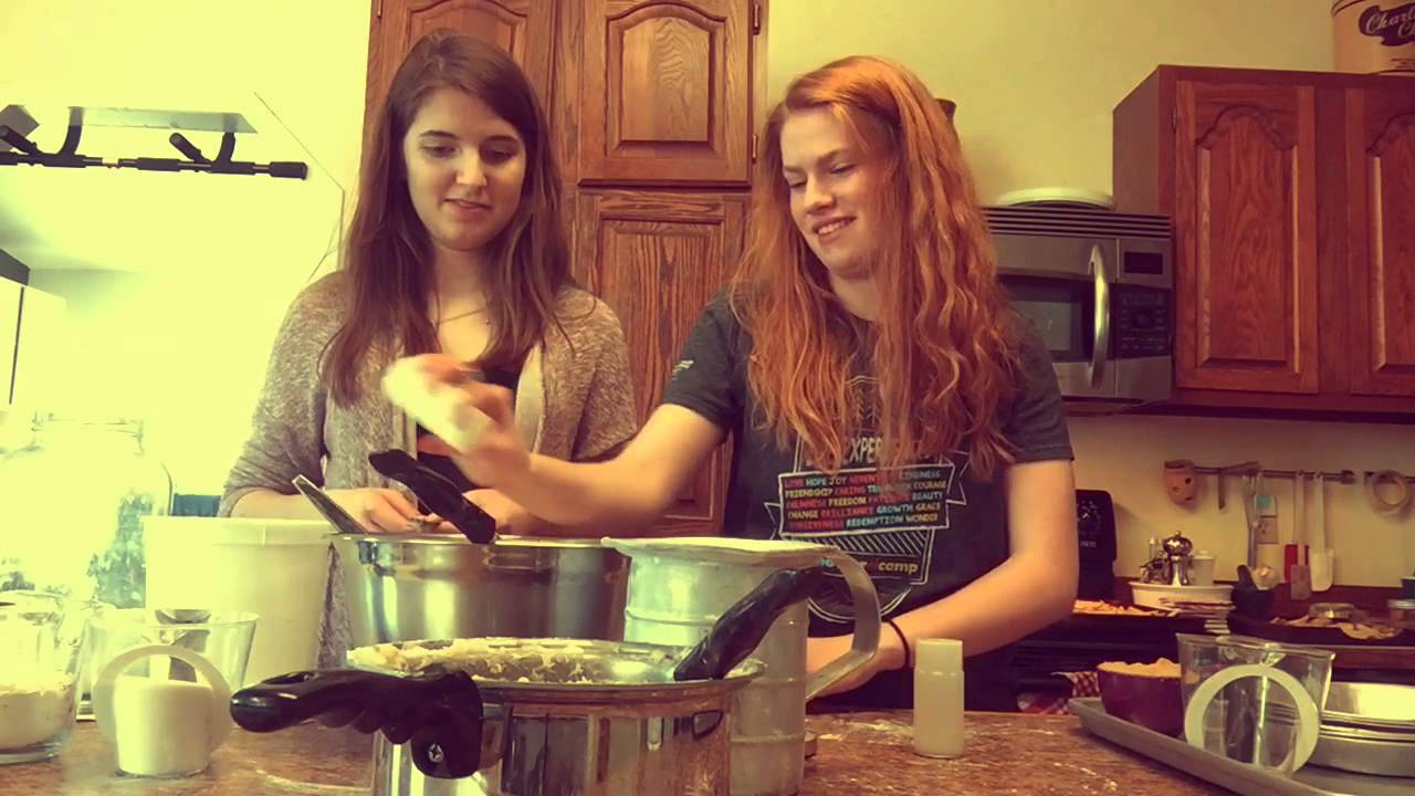 ASL • Recipe: Cinnamon Rolls - YouTube