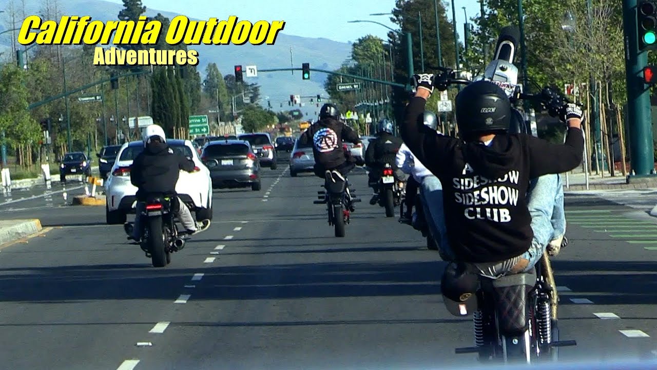 Motorcycle Sideshow - YouTube