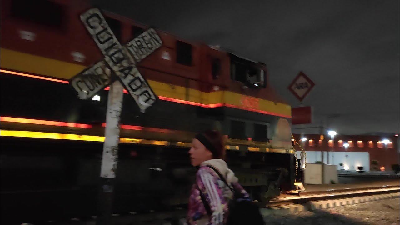 KCSM 4655 NORTE en ECATEPEC con ¡97 carros! - YouTube