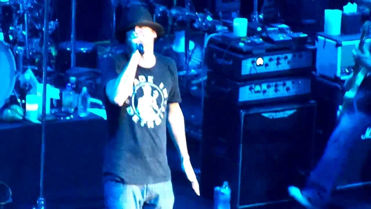 Roving Gangsta - Kid Rock Care Tour 2011 - Silver Spring, MD - YouTube