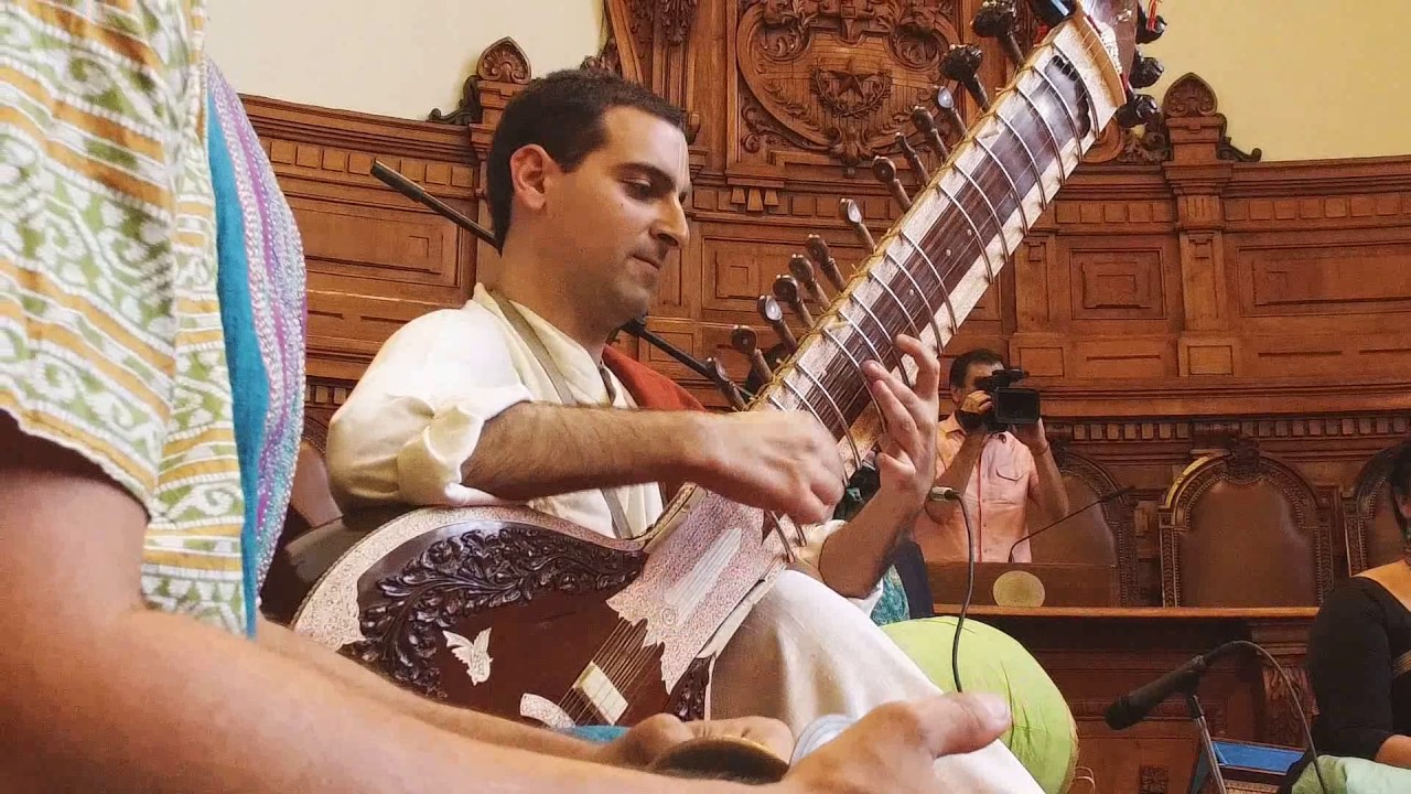 Sri Bhakti Das - Surbahar Raga Kafi- Supreme Court of Justice. - YouTube