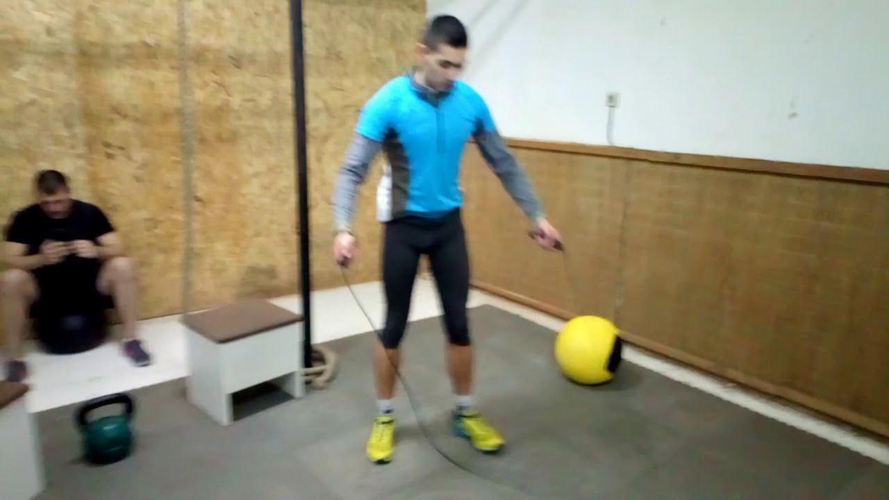 Predrag Maksimovic Junior WOD 6 cflscg - YouTube