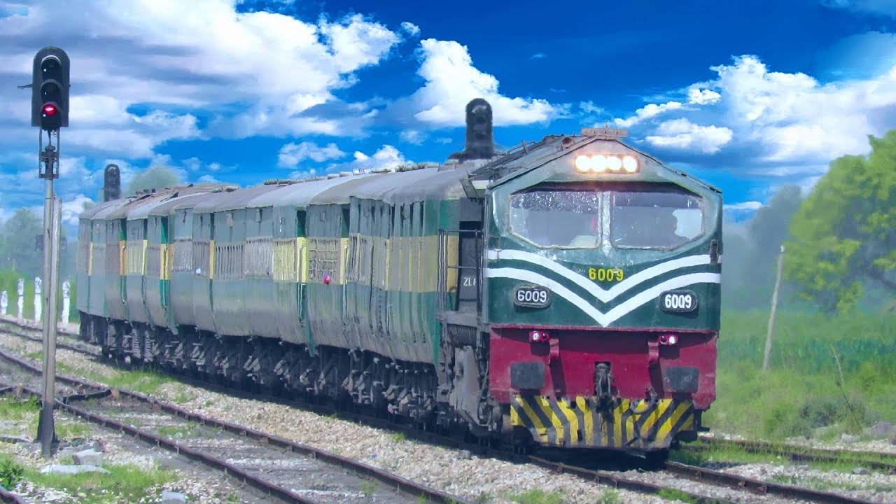 UP And DN Train Passing From Adam Sahaba Railways Station - YouTube