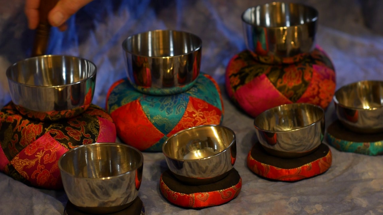 SILVER TARA 7 BOWL CHAKRA SET ~ Notes C/D/E/F/G/A/B - YouTube