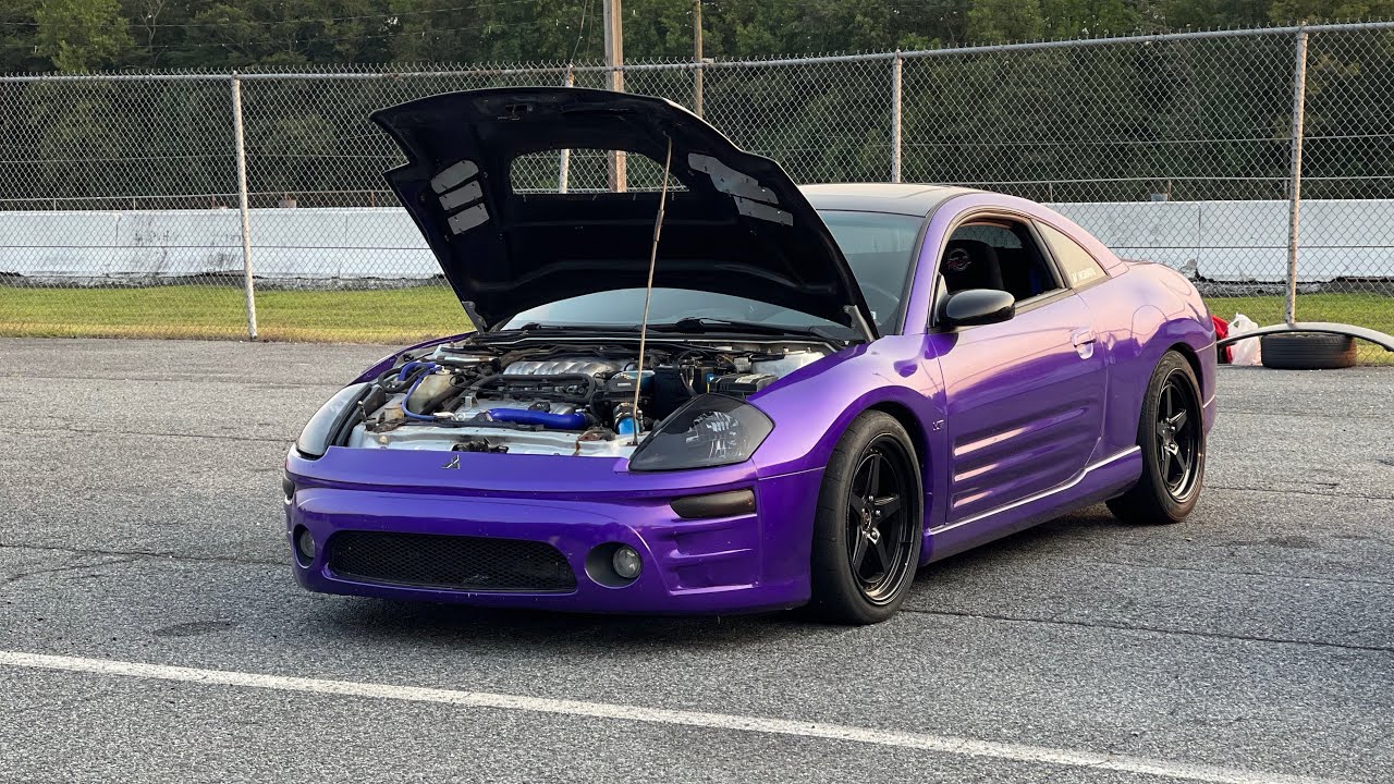 MITSUBISHI ECLIPSE VS MITSUBISHI EVO DRAG RACE!! - YouTube