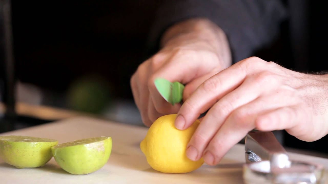 How to Juice Citrus for Cocktails - DrinkSkool Bar Techniques - YouTube
