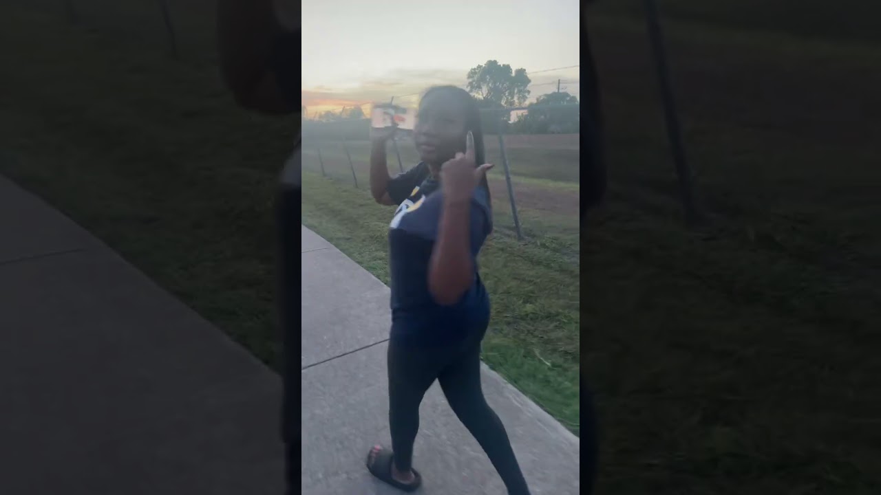 The Snap Back Walk - YouTube