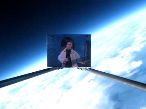 Rick Roll in Space.AVI - YouTube