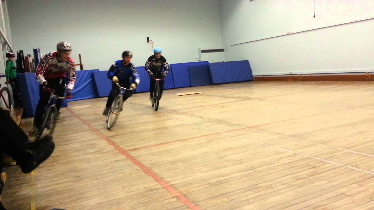 Cycle Speedway Norwich/ Hethersett indoor - YouTube