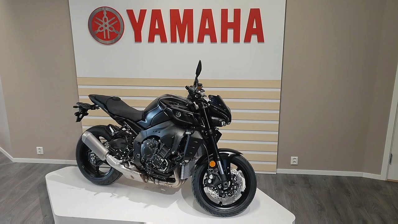 Yamaha MT10 Tech Black 2022 Intro - YouTube