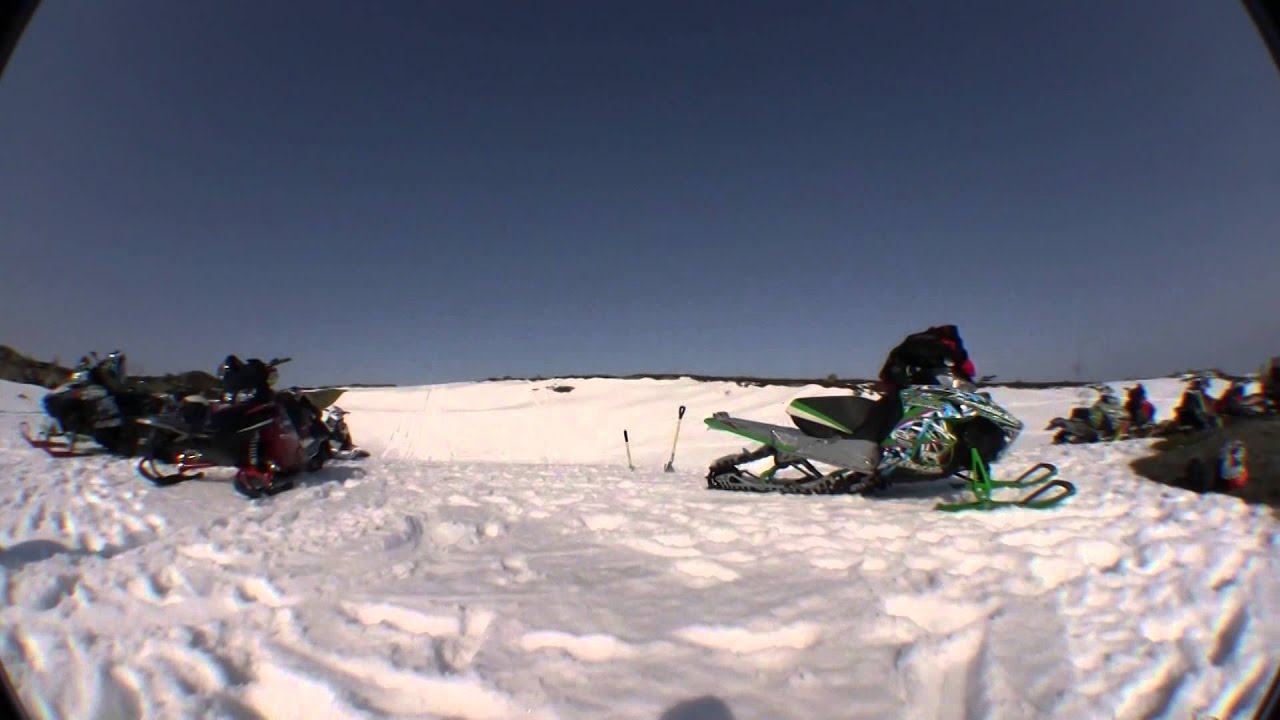 Big snowmobile jump!! - YouTube