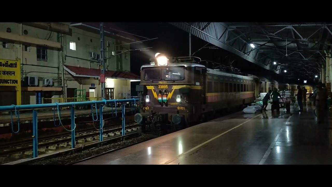 WAG 5 Amritha Express #palakkad #amritha #offlink - YouTube