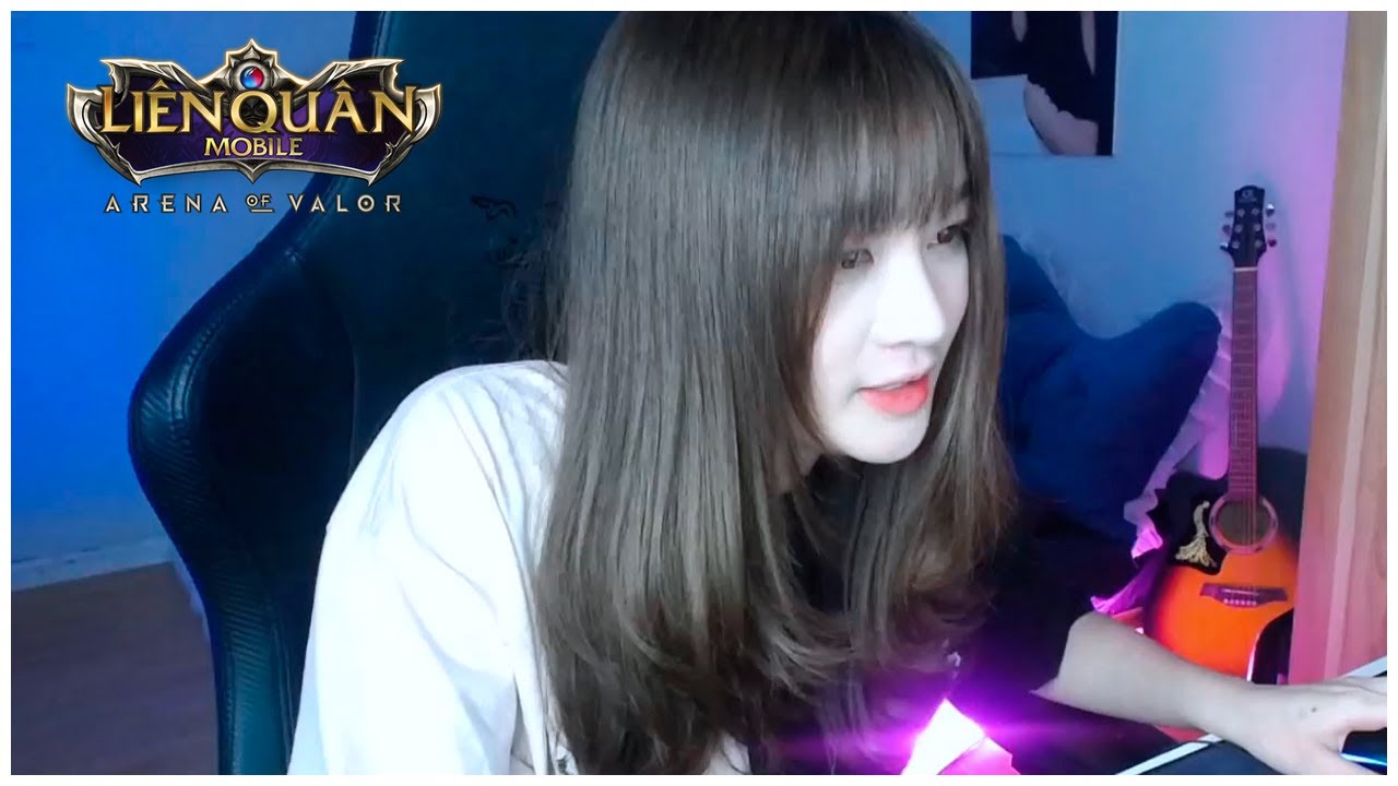 Lyly Sury LiveStream Giao Lưu Liên Quân Mobile 10 Days !!! - YouTube