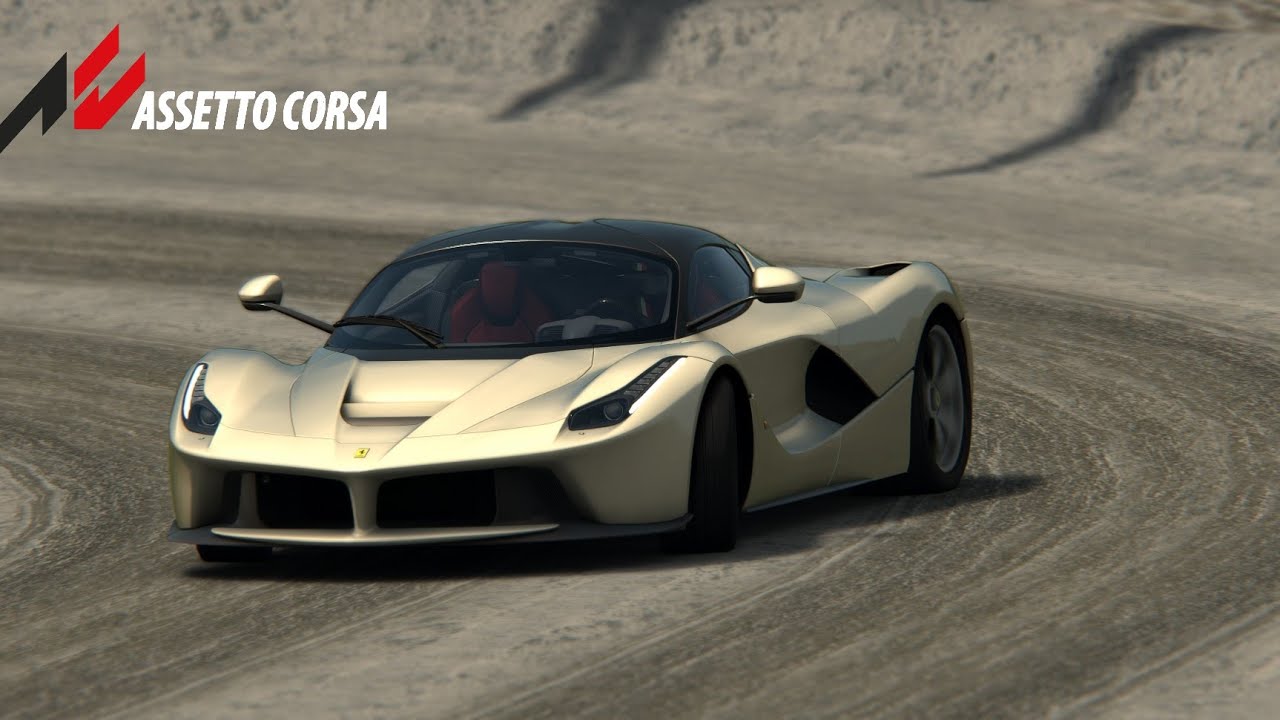 FERRARI LAFERRARI SNOW DRIFTING - YouTube