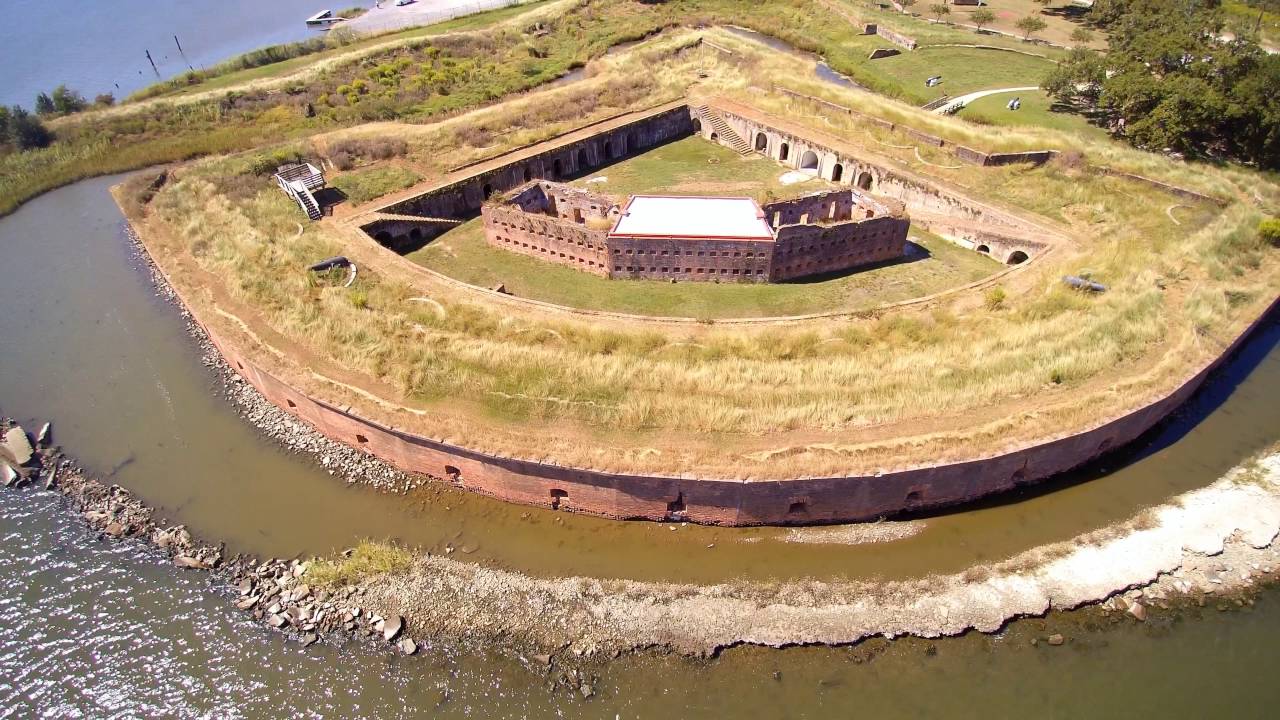 Fort Pike Part Deux - YouTube