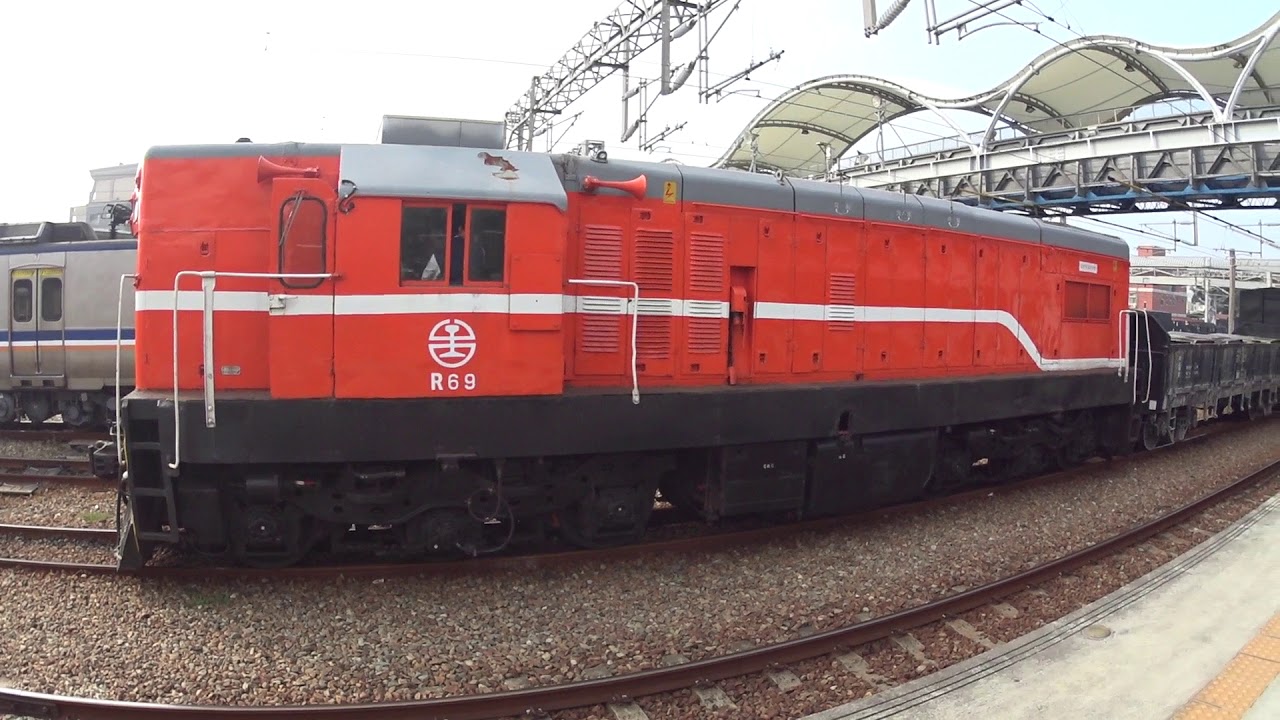 GM EMD G12+GE E200 Locomotive - YouTube