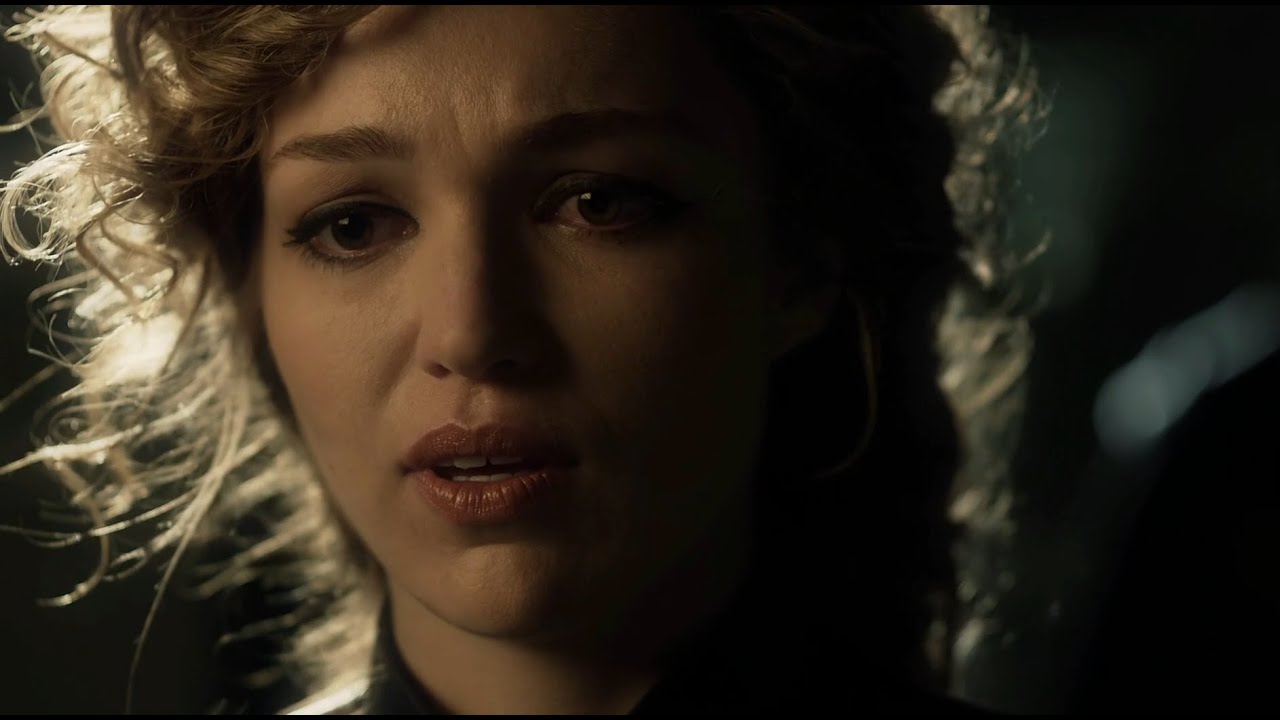 Batman Meets Selina After 10 Years (Gotham TV Series) - YouTube