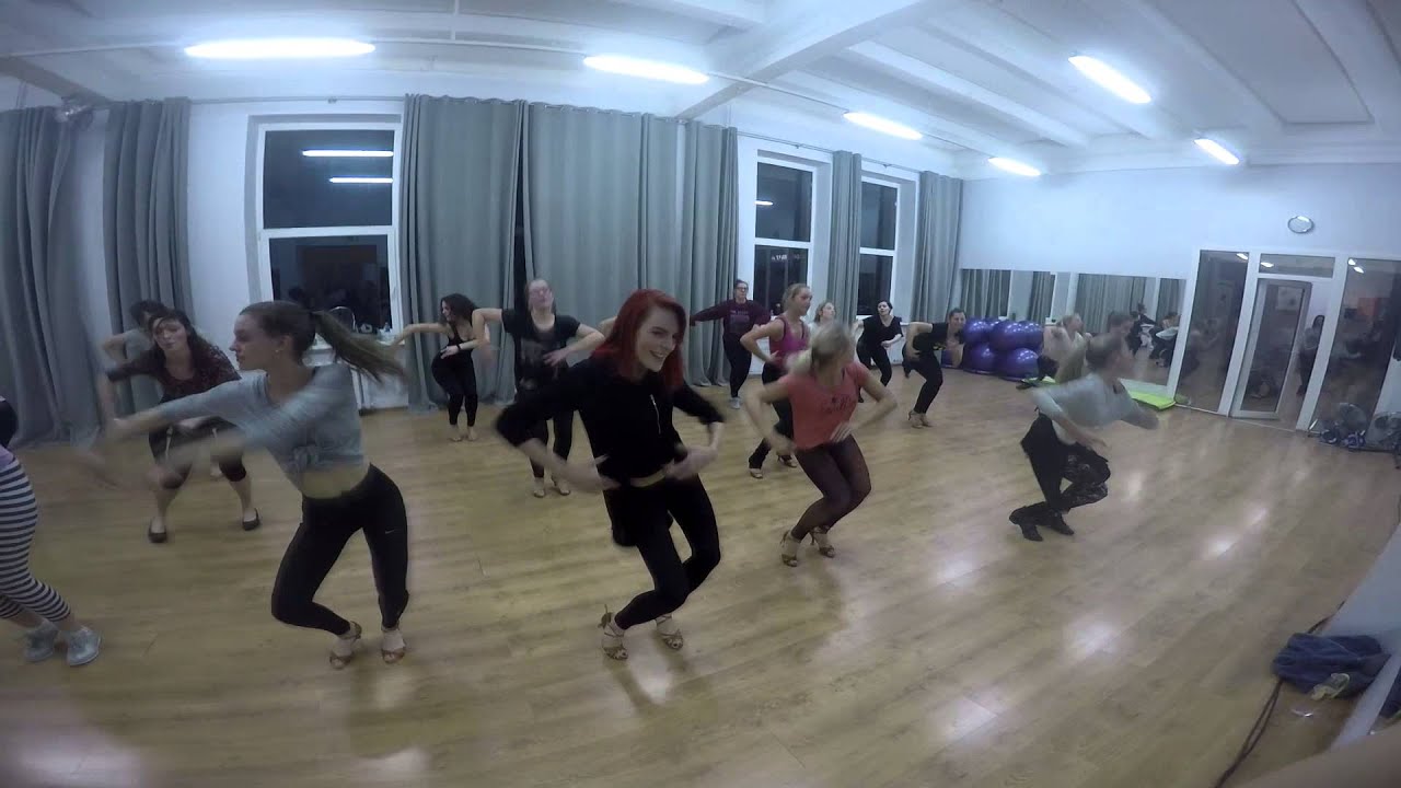 Salsa Lady Style class by Sandra @CityDance - YouTube