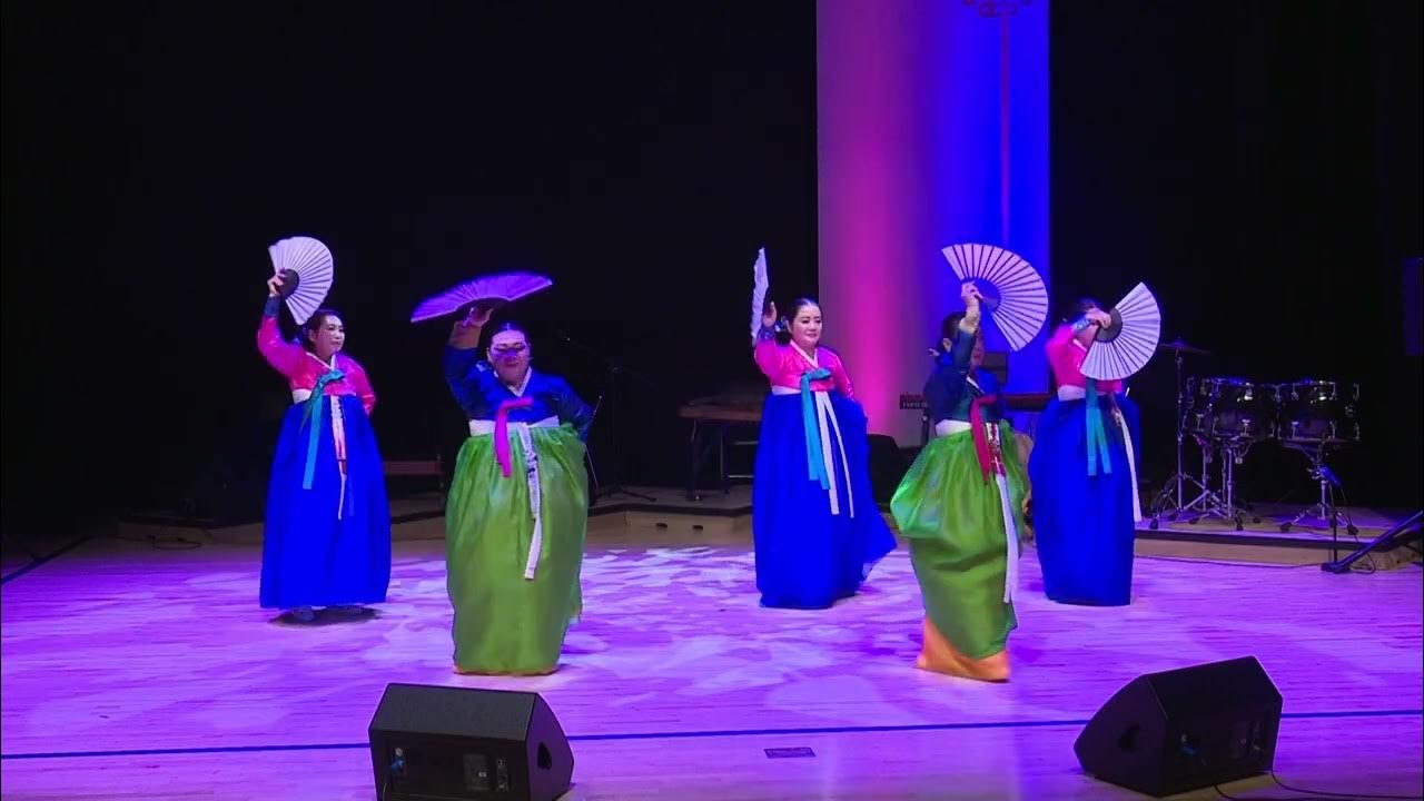 남원산성 부채입춤 - YouTube