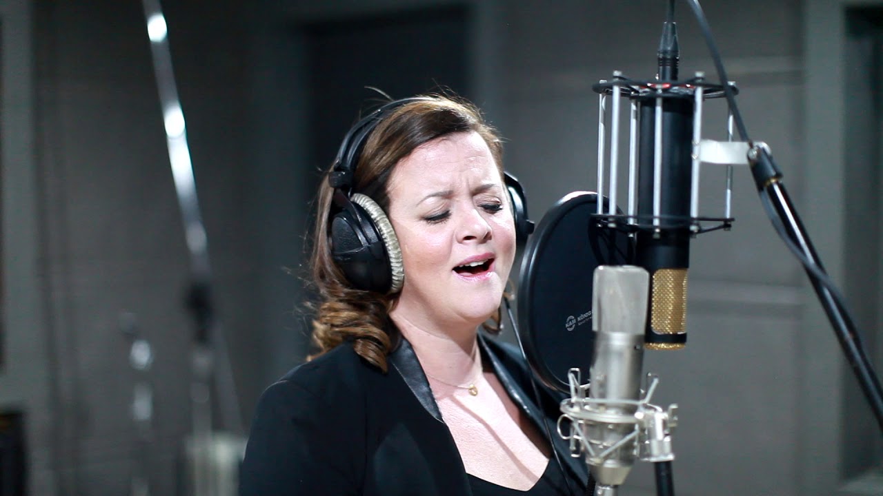Agata Kulis "Have Yourself A Merry Little Christmas" - YouTube