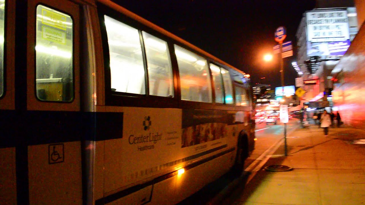 MTA New York City Bus 1999 NovaBus RTS-06 5241 On The M12 @ 12th Avenue ...
