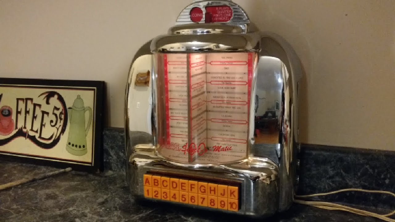RETRO THOMAS JUKEBOX REPLICA THAT IVE HAD FOR 30 YEARS! 10-5-19 - YouTube