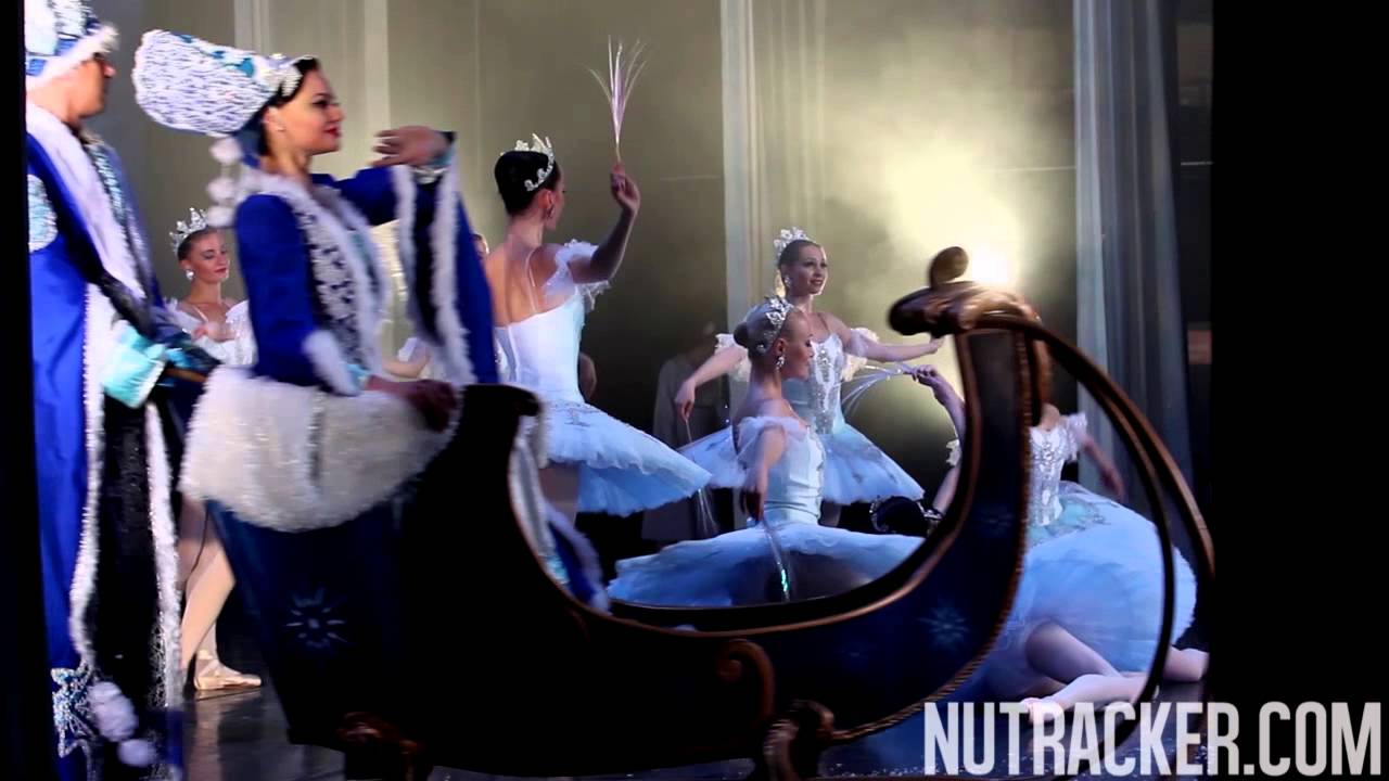 Moscow Ballet's Great Russian Nutcracker features a Troika Sleigh - YouTube