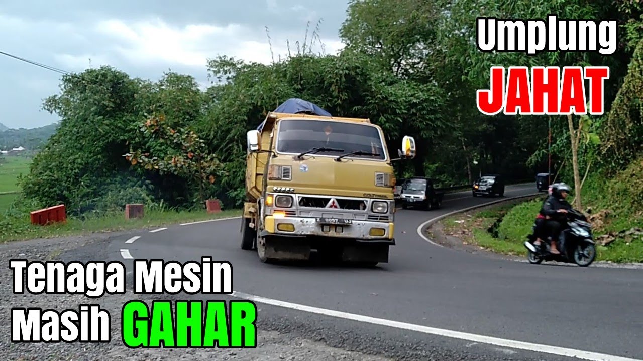 Dump Truck Canter Hino Jomplang Muatan Pasir , Umplung Jahat Masih ...