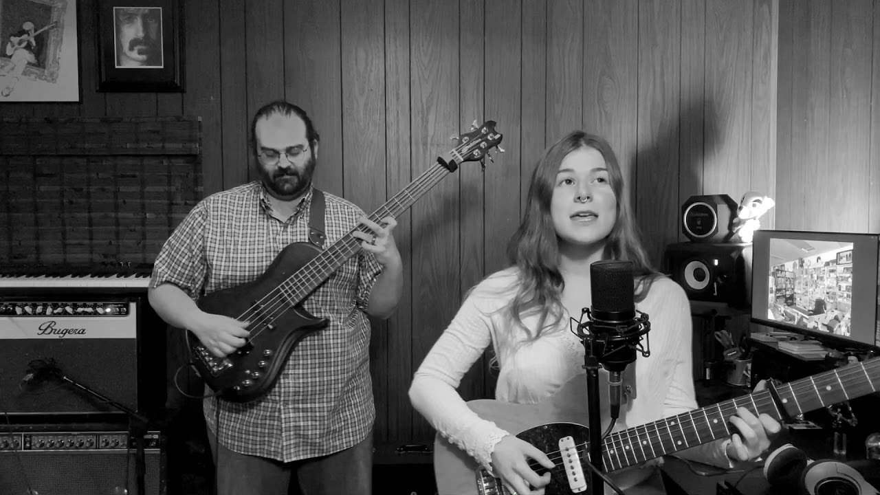 Keely Doane- "Glad It Was You" - Tiny Desk 2019 - YouTube