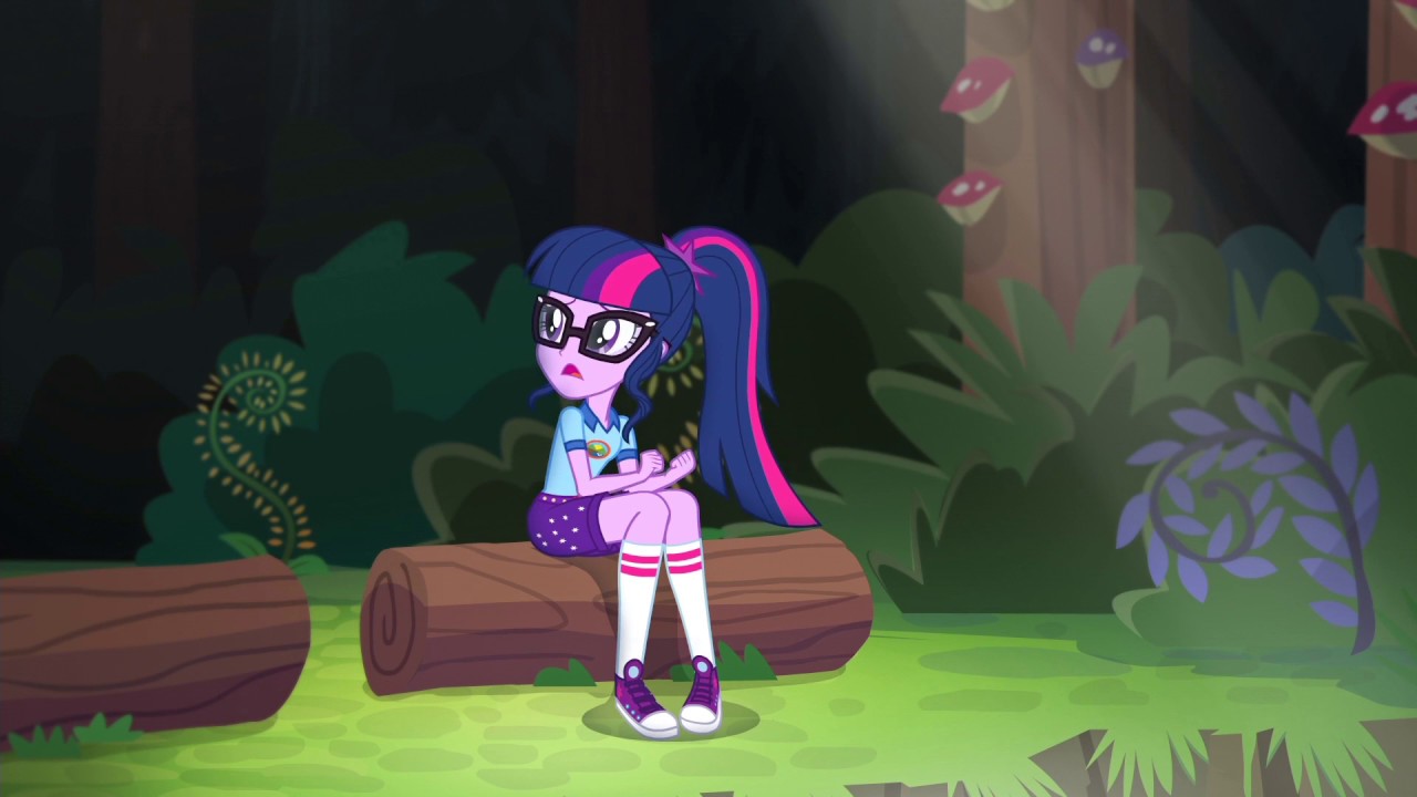 My Little Pony: Equestria Girls - Legend of Everfree - The Midnight in ...
