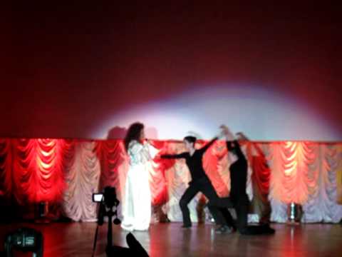 Popova Alisa ария Дивы из пятого элемента - YouTube