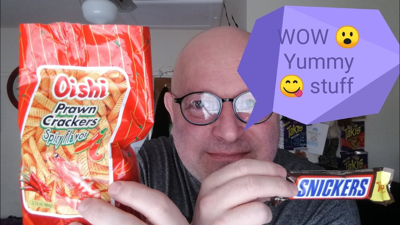 Oishi Prawn 🦐 Crackers Spicy Flavour & Snickers Chocolate 🍫 Bar 😀 😁 😊 ...