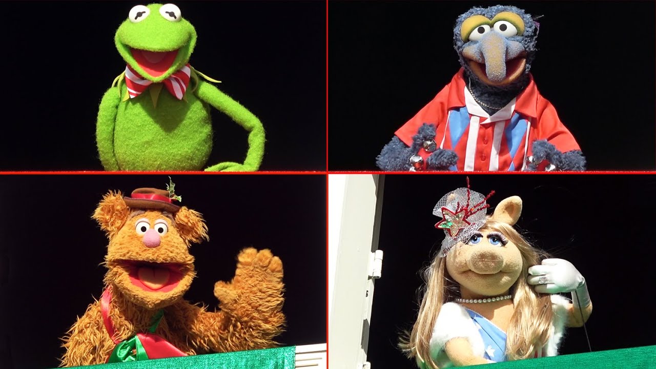 The Muppets Greet Guests for Holidays at Magic Kingdom 2020 in ...