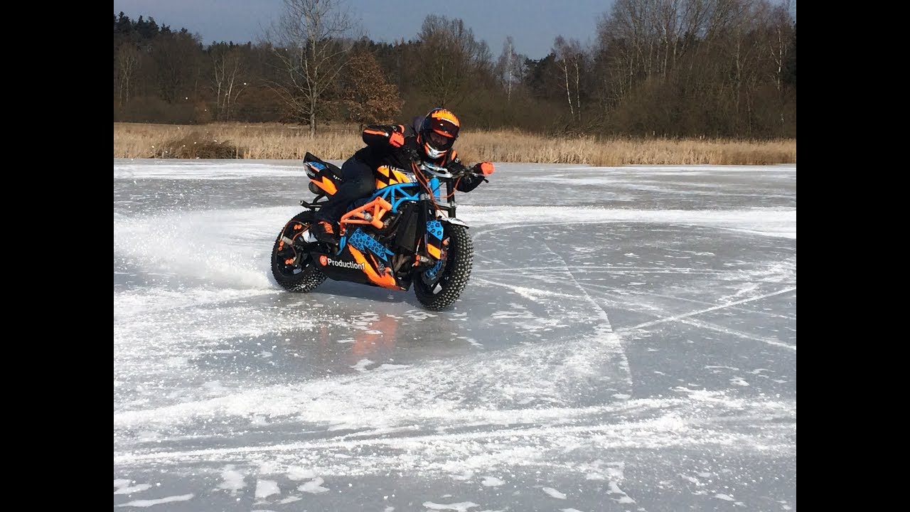 Streetbike ice riding!!! - YouTube