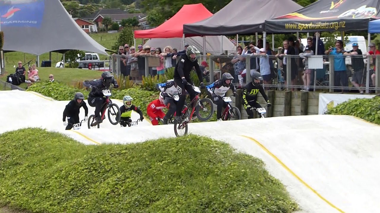 New Zealand Elite BMX Nationals 2019 jnr elite final - YouTube