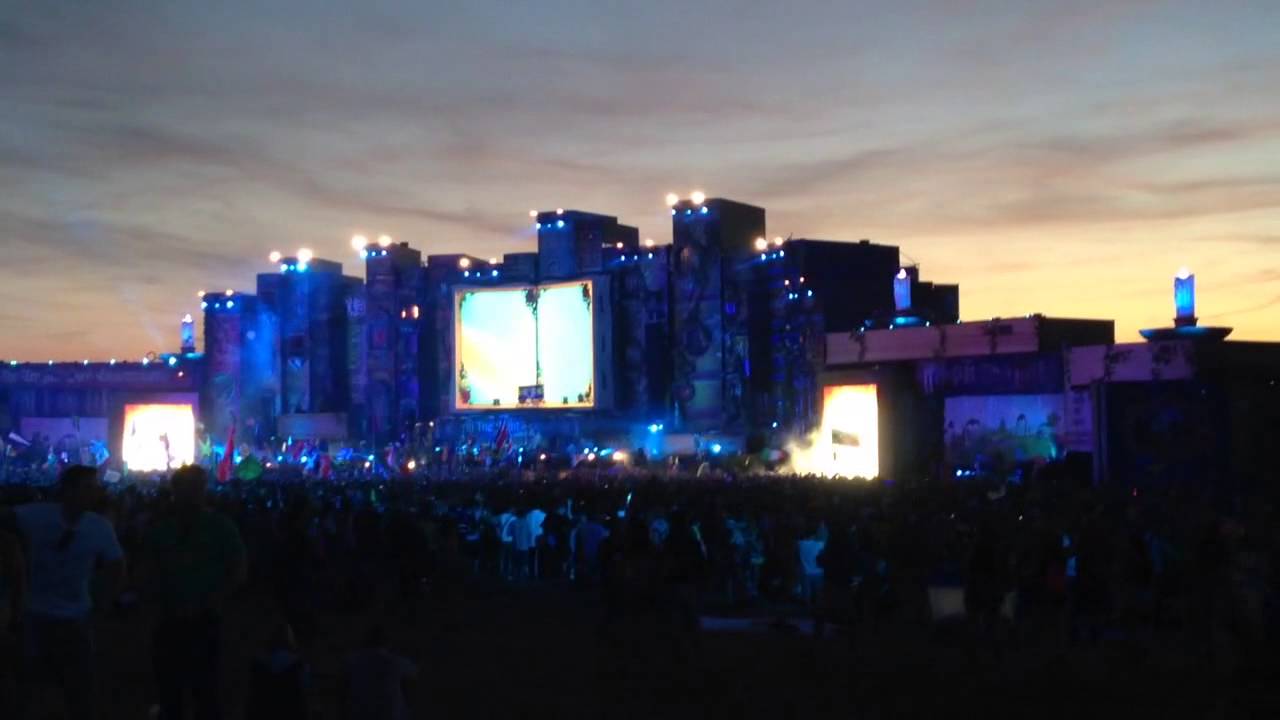 Alesso - Under Control - TomorrowWorld - Atlanta, GA - (2013) - YouTube