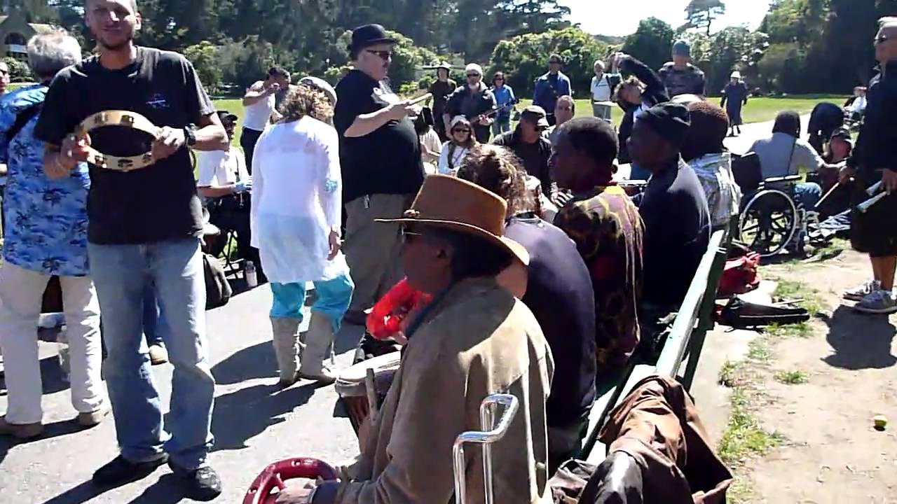 Hippie-Hill Drum Circle - YouTube