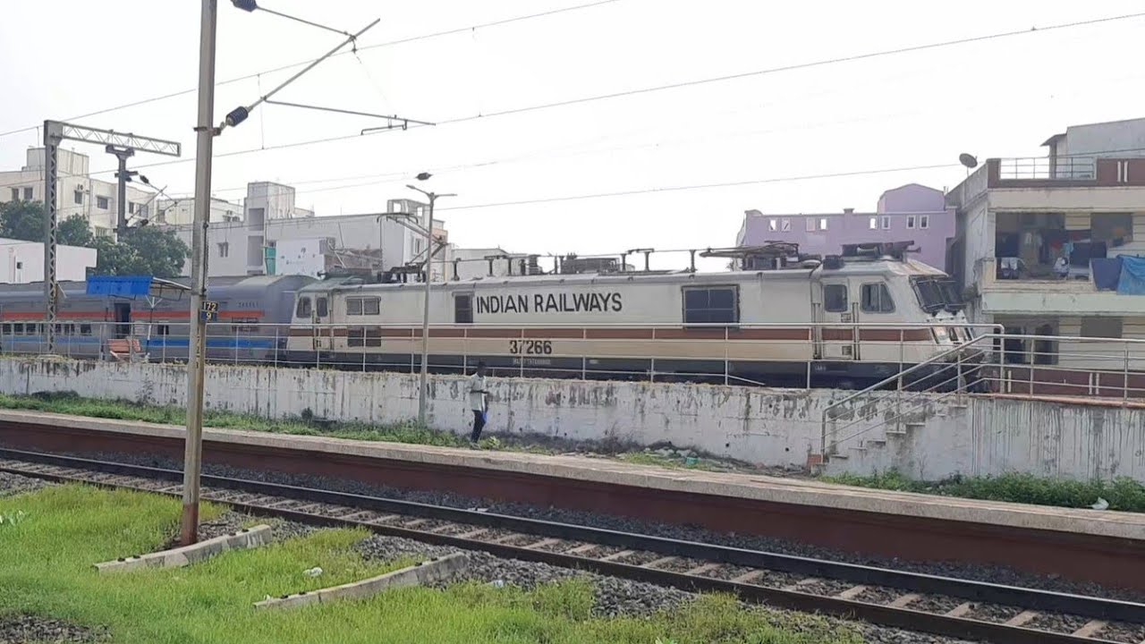 HIGH SPEED SUPER FAST EXPRESS TRAIN VIDEO 45 - YouTube