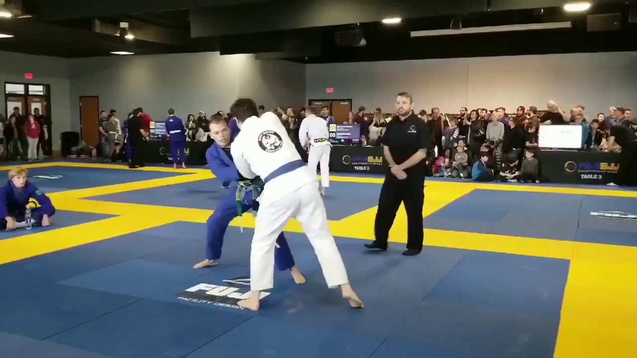 Bjj match gi - YouTube
