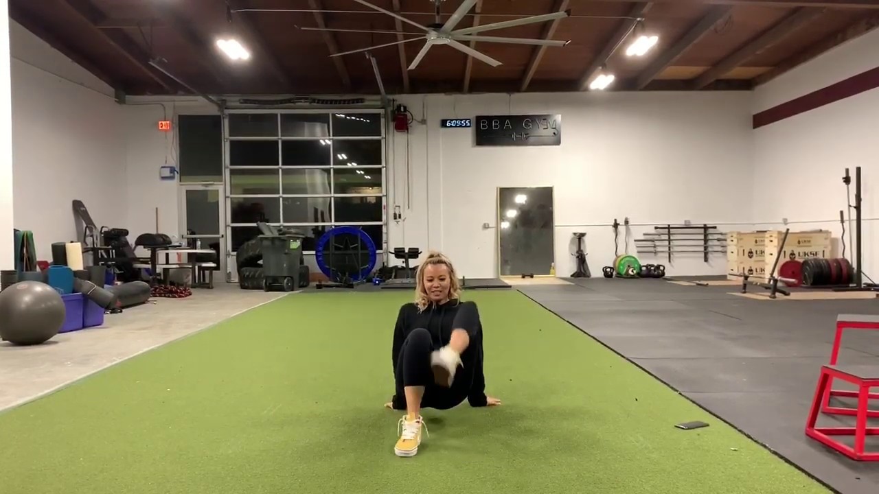 Hip Crossover - YouTube