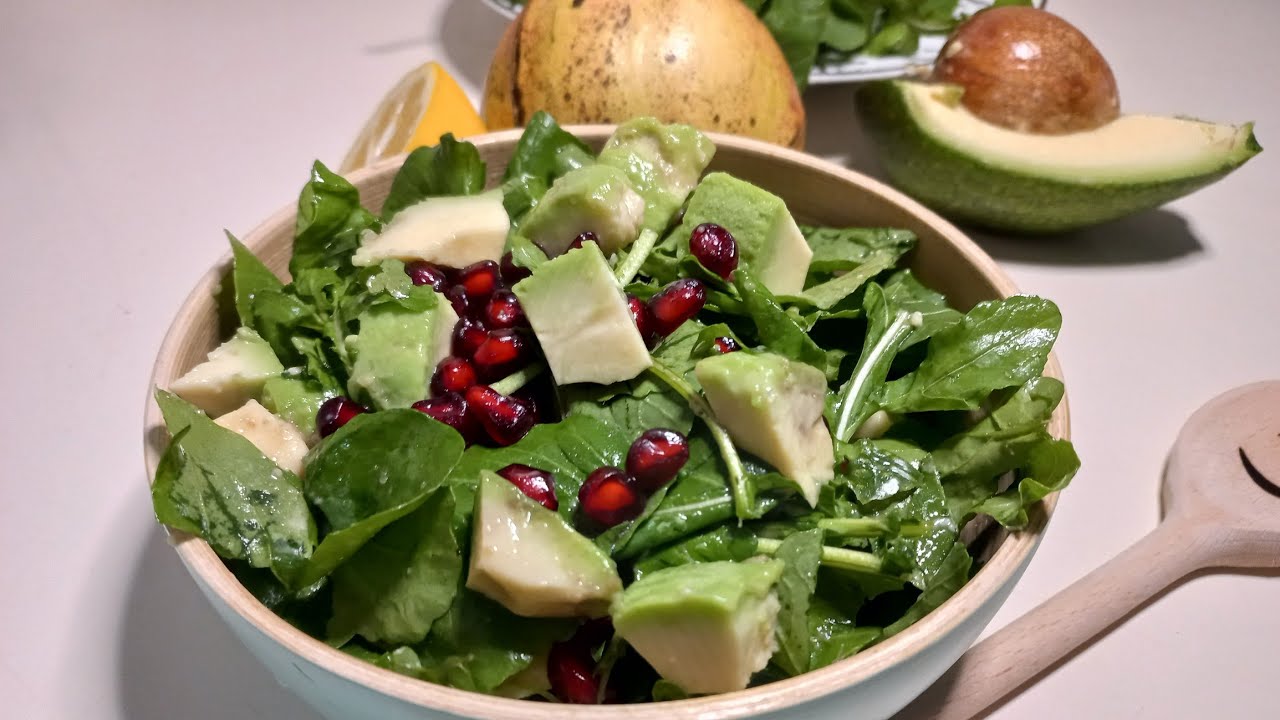 Best salads to loose weight-Sallatë me rukola -Rocket and avocado salad ...