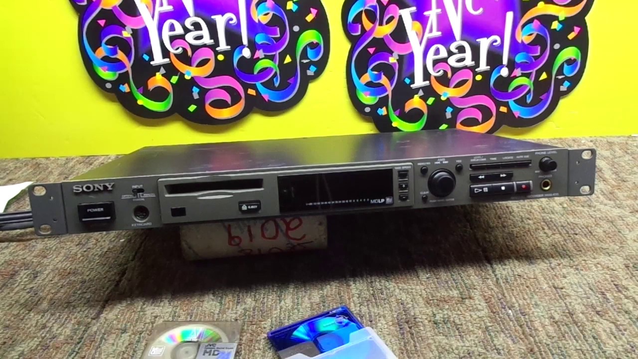 DEMO OF PRO SONY MDS-E10 MiniDisc MD RECORDER / PLAYER FOR SALE - YouTube
