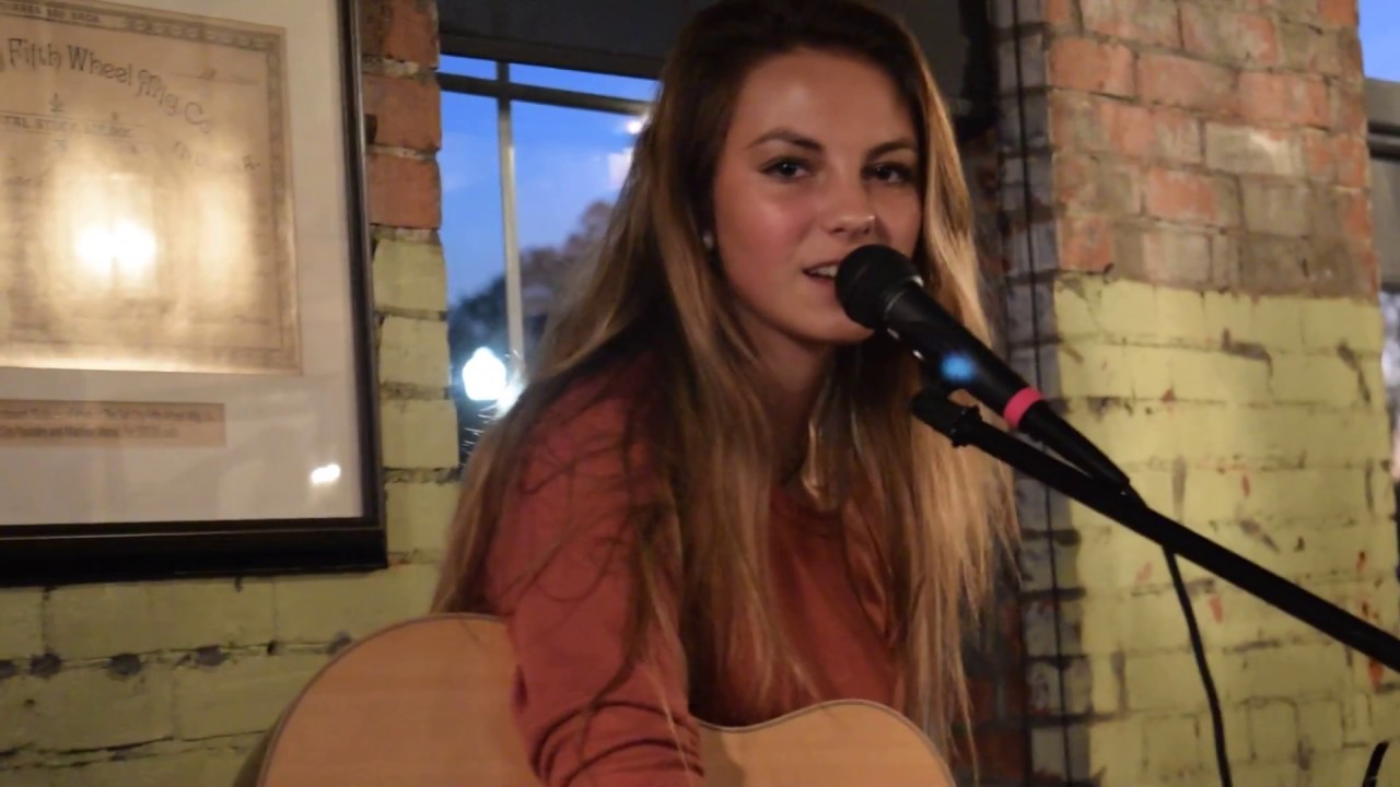 Emma Grace Brown Tells us about her music - YouTube