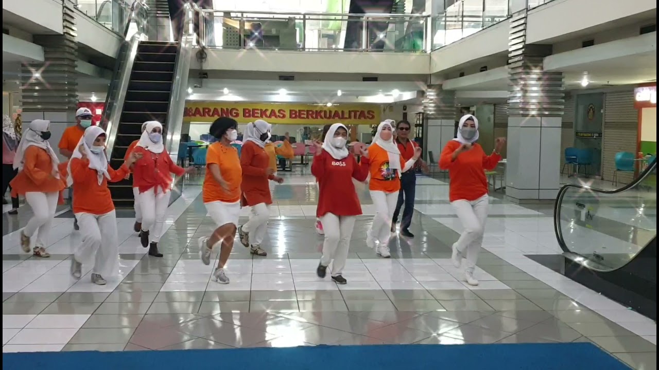 BE KIND Line Dance , Choreo Yanti & Irene ULD Pusat ,Demo by TEC ...