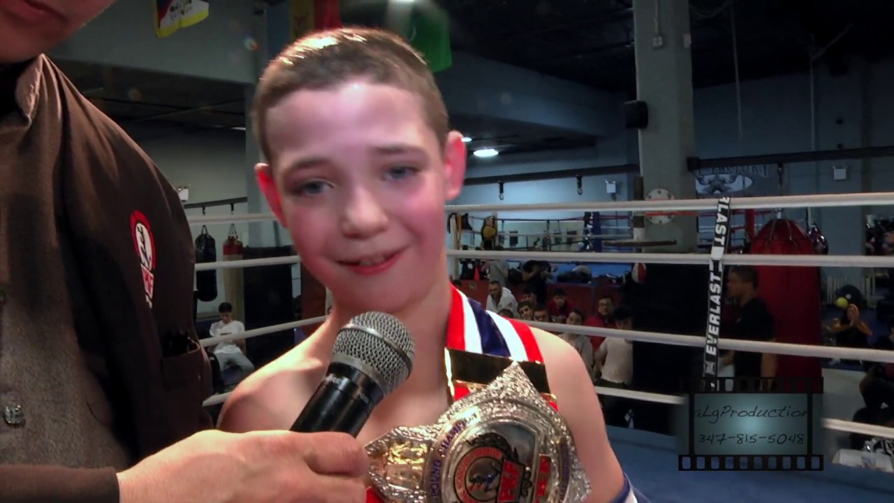 Neil Zelinsky @ Muay Thai Madness/Rumble in Brooklyn - YouTube