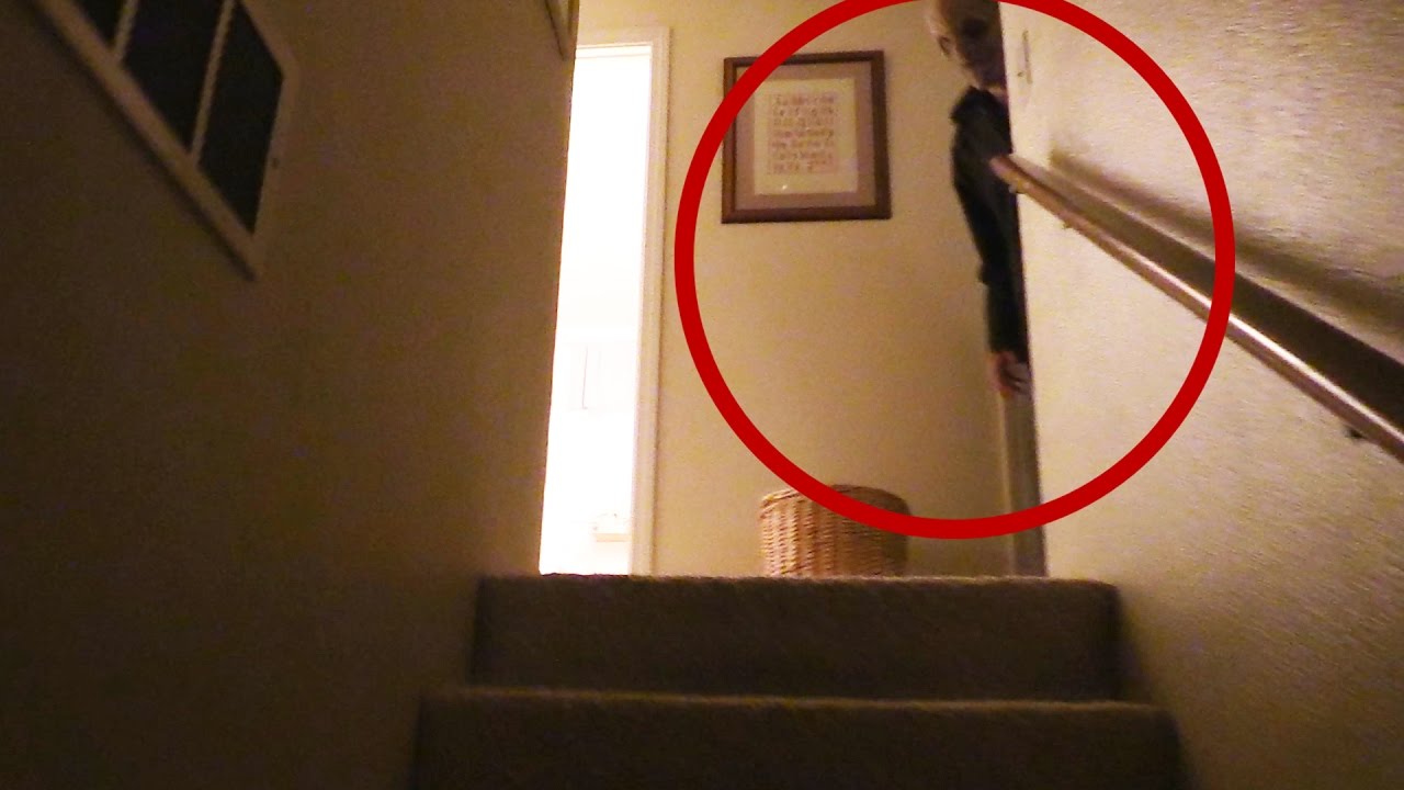 Scary stalker ghost at the top of the stairs attacks! Season 16 Ep 4 ...