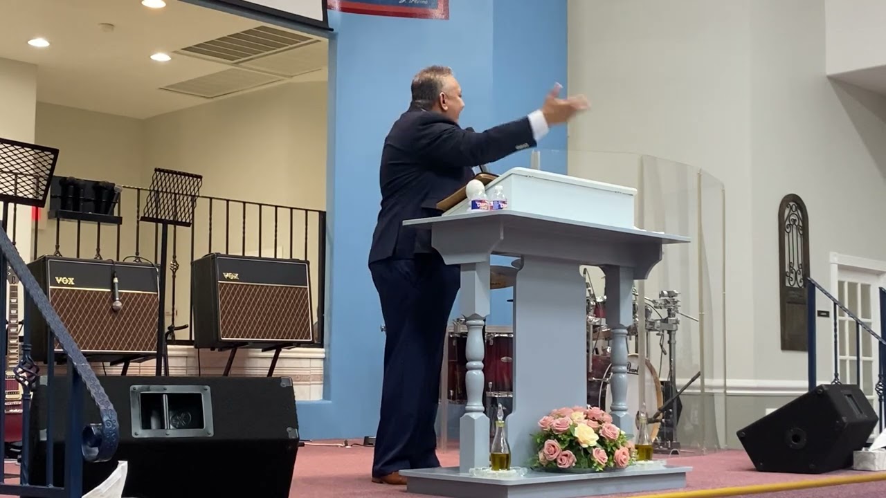 Pastor Gilberto Lara Fundamento Apostolico (Adoremos Al Dios Verdadero ...